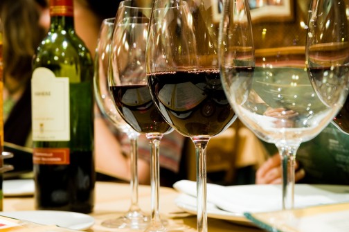 Hill Country Galleria Wine Walk: Free Wine Tasting Every Month