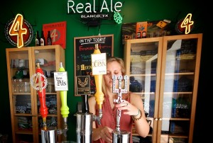 Lake Travis Excursions: Real Ale Brewing Company