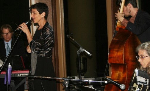 Julie Slim and Rendezvous: The Whole World in Music